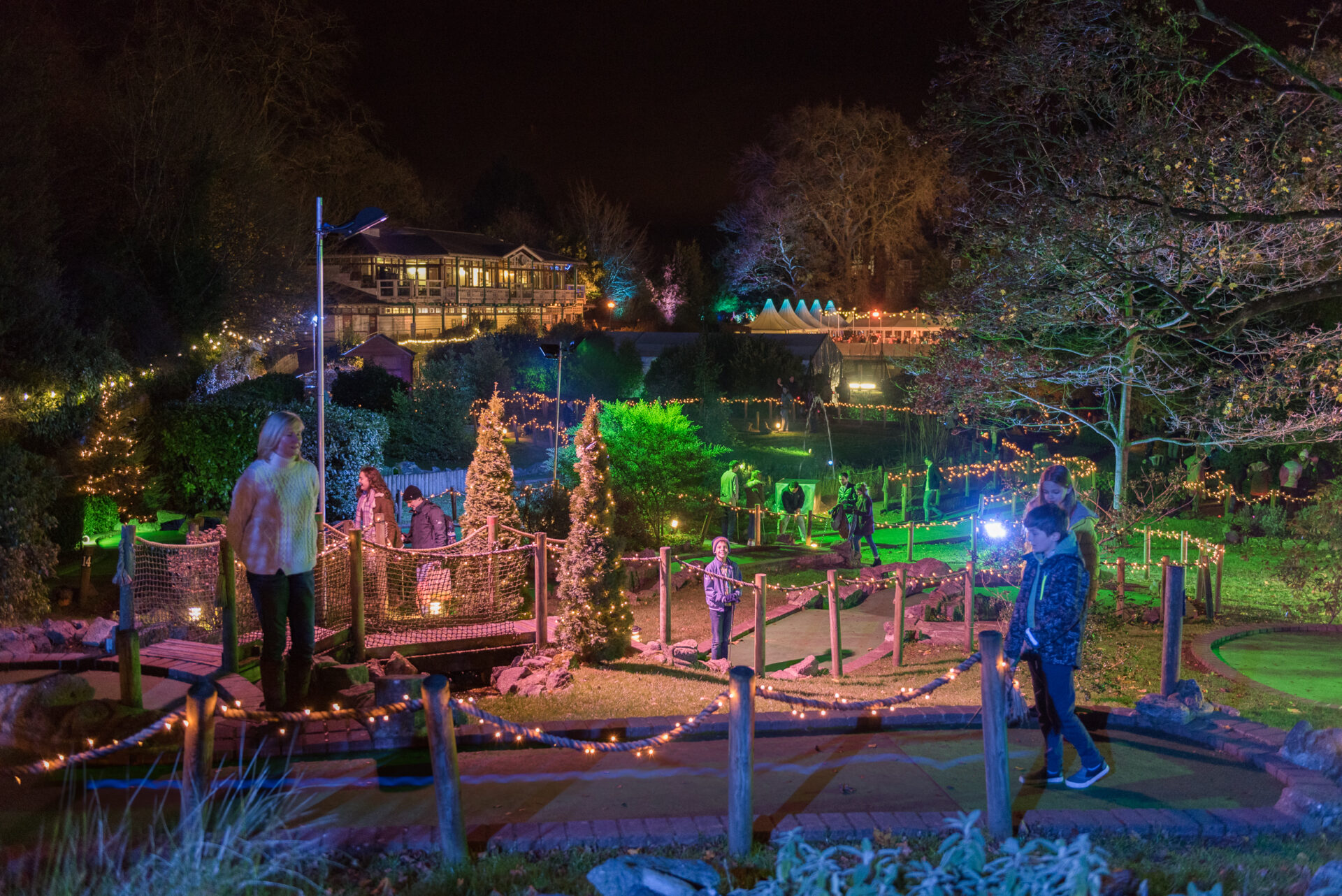 Glow Golf in Royal Victoria Park - Welcome to Bath