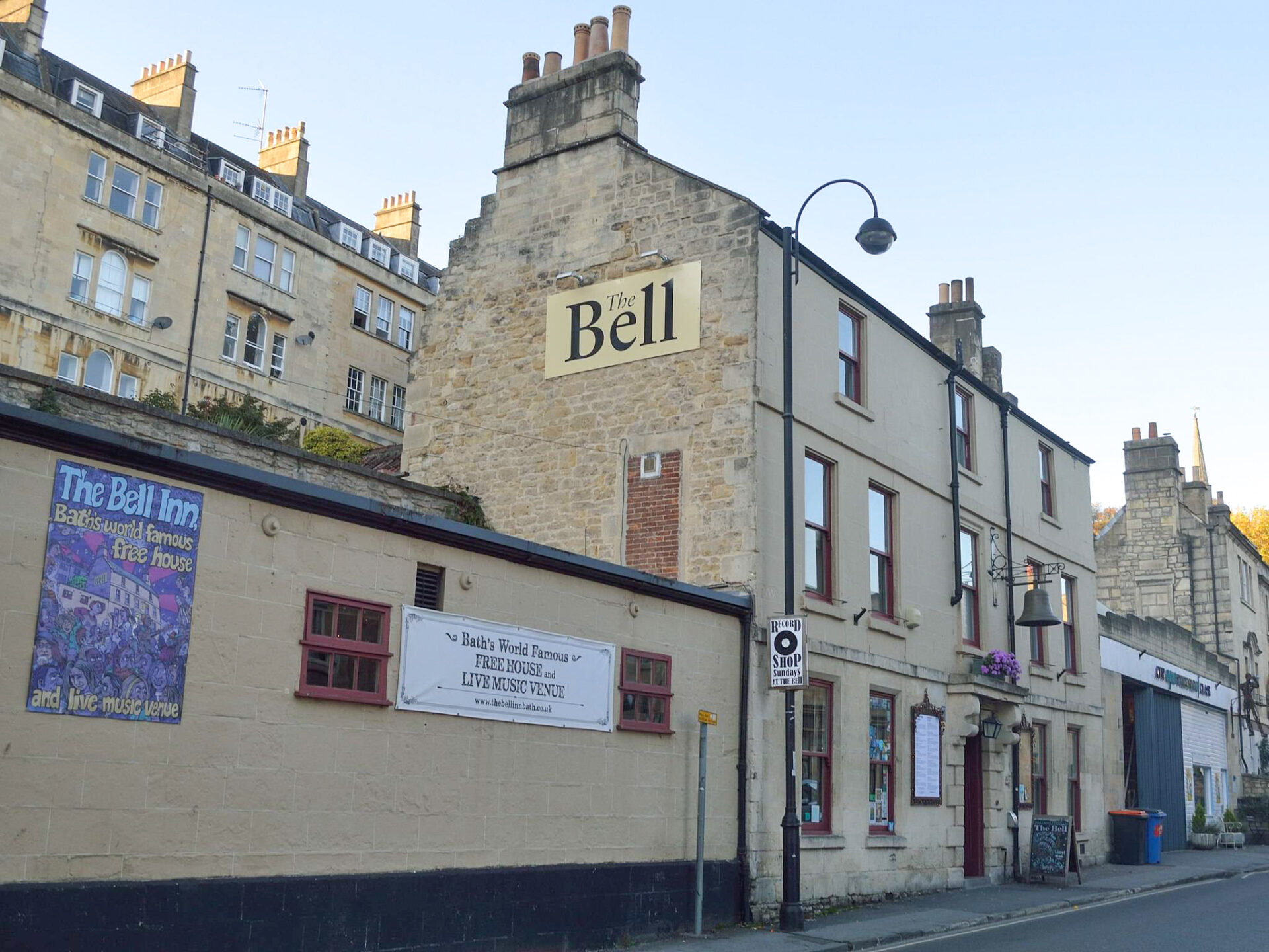 THE BELL INN - Welcome to Bath