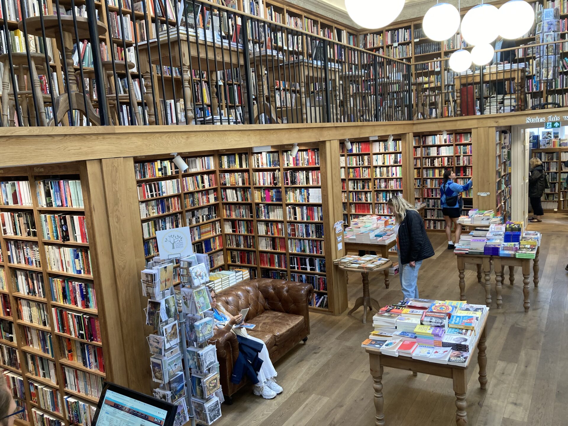 TOPPINGS & COMPANY BOOKSELLERS - Welcome to Bath