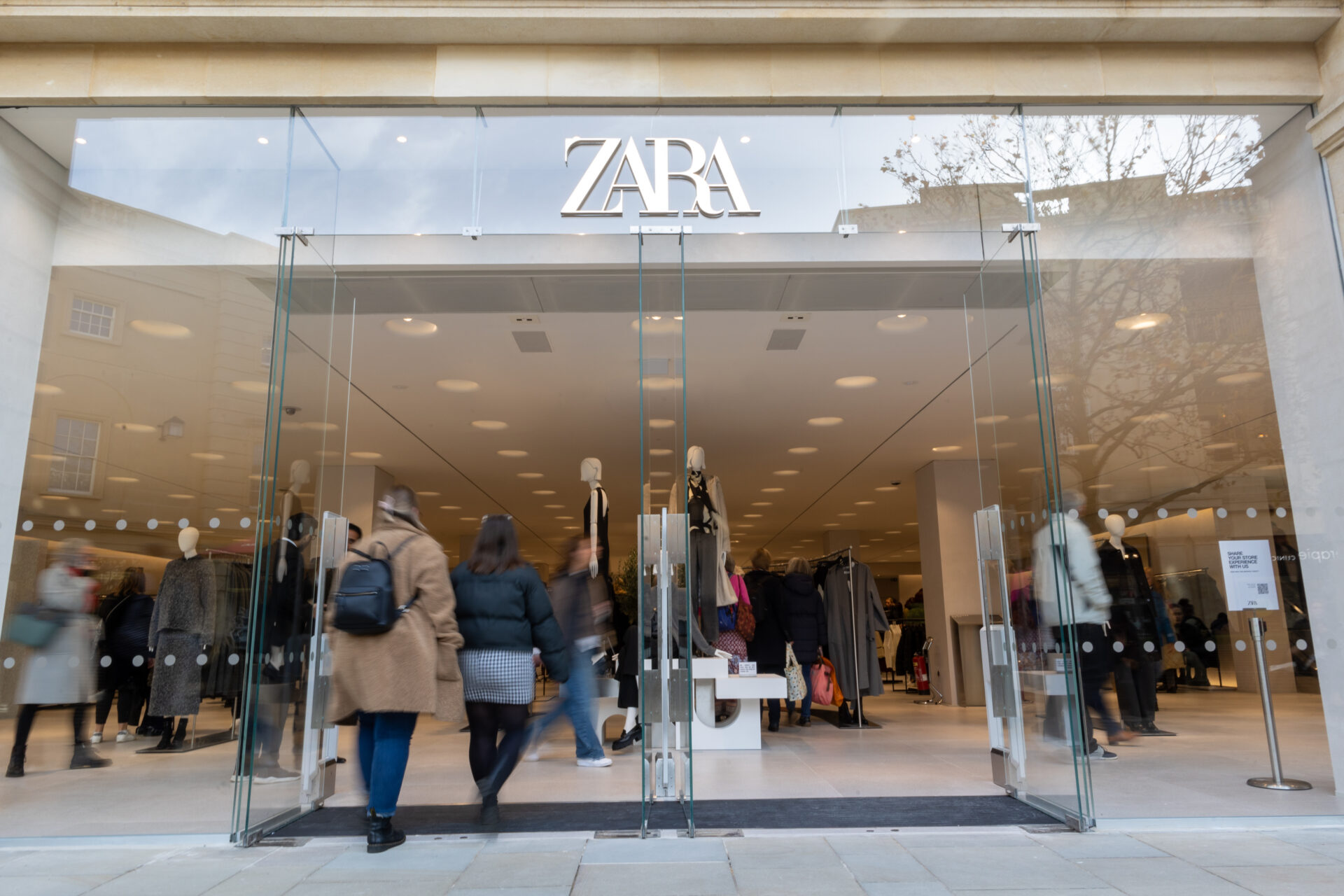 ZARA - Welcome to Bath
